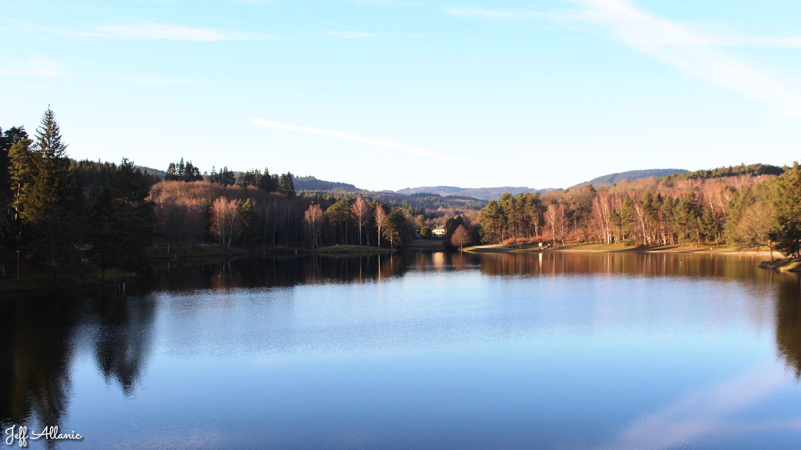 Le lac de Deiro - Corrèze découverte